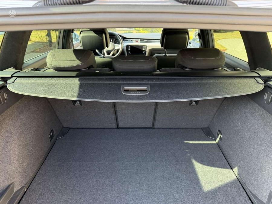 Grey Volkswagen Passat 2020 in Vilnius, with an engine capacity of 1.97 L and mileage of 209 thousand km for 15600 €, photo 25 on AUTOMOTO.COM.LV