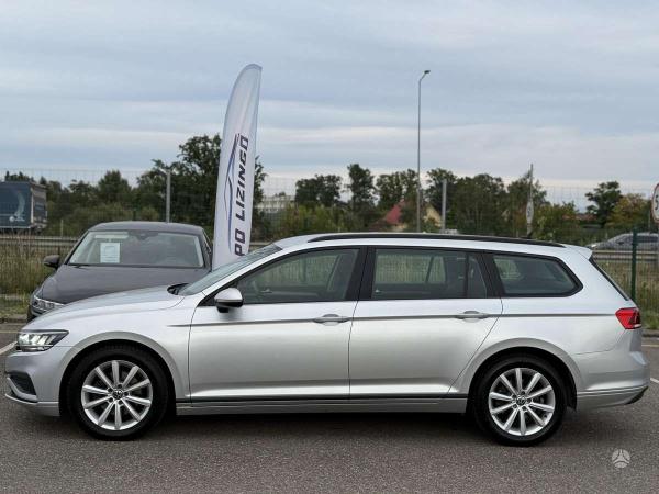 Pelēks Volkswagen Passat 2020 Viļņa, ar dzinēja tilpumu 1.97 L un nobraukumu 192 tūkst. km par 13999 €, foto 3 vietnē AUTOMOTO.COM.LV