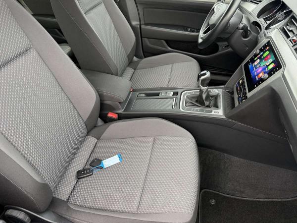 Pelēks Volkswagen Passat 2020 Viļņa, ar dzinēja tilpumu 1.97 L un nobraukumu 192 tūkst. km par 13999 €, foto 11 vietnē AUTOMOTO.COM.LV