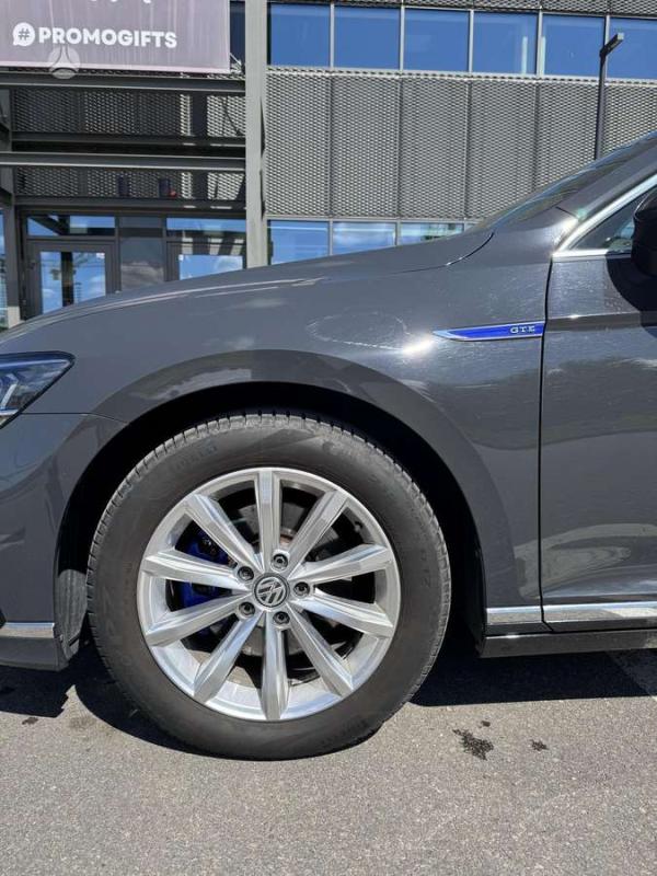Pelēks Volkswagen Passat 2020 Viļņa, ar dzinēja tilpumu 1.40 L un nobraukumu 94 tūkst. km par 17900 €, foto 5 vietnē AUTOMOTO.COM.LV
