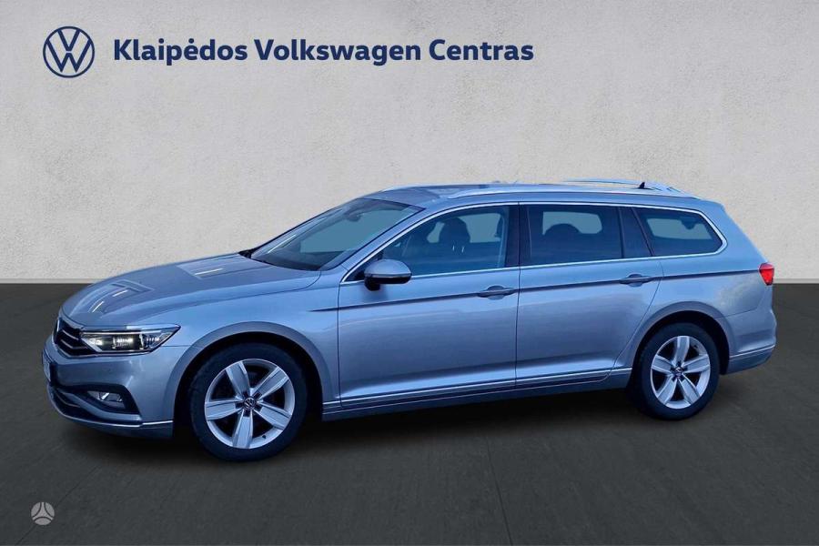 Pelēks Volkswagen Passat 2020 Klaipėda, ar dzinēja tilpumu 1.50 L un nobraukumu 184 tūkst. km par 15900 €, foto 4 vietnē AUTOMOTO.COM.LV