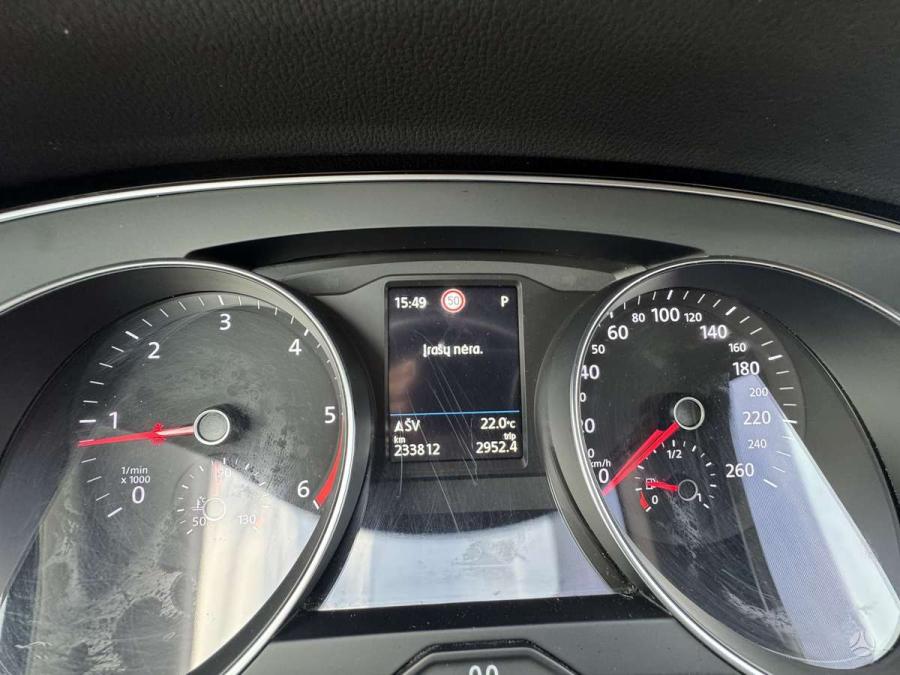Pelēks Volkswagen Passat 2020 Kauņa, ar dzinēja tilpumu 1.97 L un nobraukumu 234 tūkst. km par 14500 €, foto 9 vietnē AUTOMOTO.COM.LV