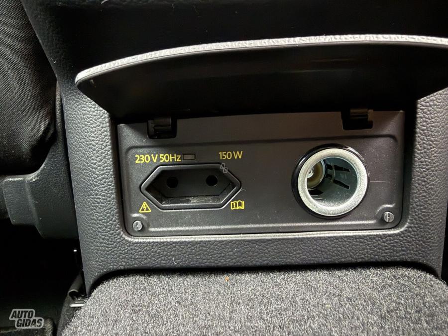 Grey Volkswagen Passat 2020 in Vilnius, with an engine capacity of 2.00 L and mileage of 192 thousand km for 13999 €, photo 8 on AUTOMOTO.COM.LV