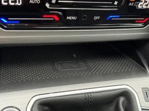 Grey Volkswagen Passat 2020 in Vilnius, with an engine capacity of 2.00 L and mileage of 192 thousand km for 13999 €, photo 15 on AUTOMOTO.COM.LV