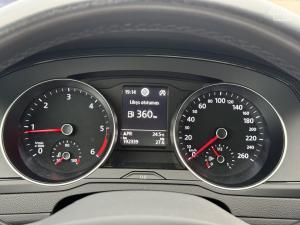 Grey Volkswagen Passat 2020 in Vilnius, with an engine capacity of 2.00 L and mileage of 192 thousand km for 13999 €, photo 17 on AUTOMOTO.COM.LV