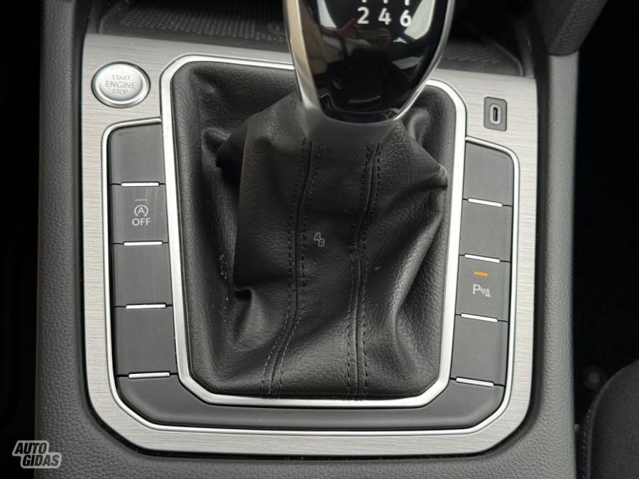 Grey Volkswagen Passat 2020 in Vilnius, with an engine capacity of 2.00 L and mileage of 192 thousand km for 13999 €, photo 22 on AUTOMOTO.COM.LV