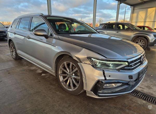 Pelēks Volkswagen Passat 2021 Klaipėda, ar dzinēja tilpumu 1.97 L un nobraukumu 142 tūkst. km par 7100 €, foto 1 vietnē AUTOMOTO.COM.LV