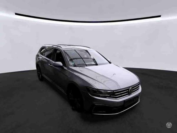 Pelēks Volkswagen Passat 2021 Viļņa, ar dzinēja tilpumu 1.40 L un nobraukumu 179 tūkst. km par 16850 €, foto 3 vietnē AUTOMOTO.COM.LV