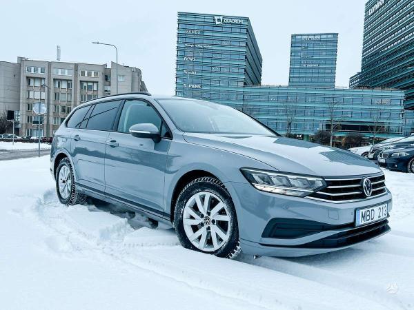 Pelēks Volkswagen Passat 2021 Viļņa, ar dzinēja tilpumu 1.50 L un nobraukumu 102 tūkst. km par 18290 €, foto 1 vietnē AUTOMOTO.COM.LV