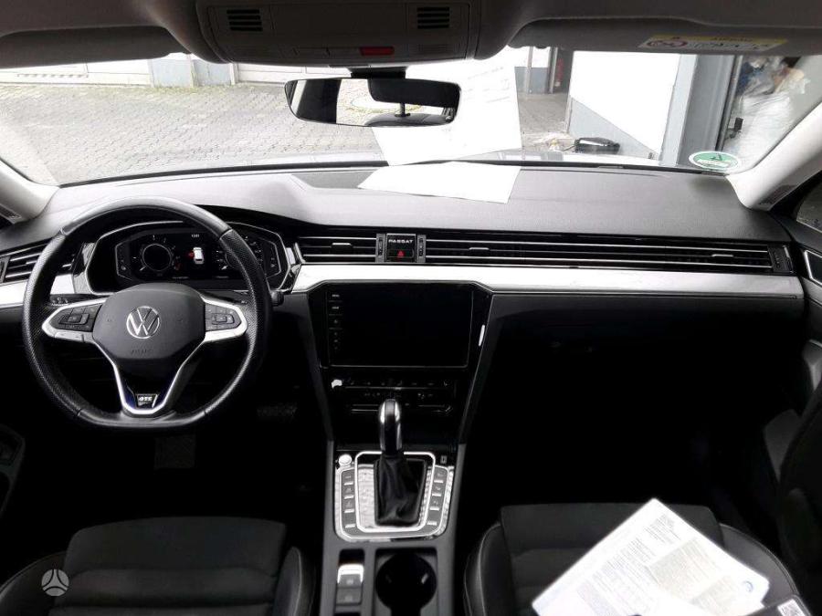 Pelēks Volkswagen Passat 2021 Viļņa, ar dzinēja tilpumu 1.40 L un nobraukumu 180 tūkst. km par 16800 €, foto 35 vietnē AUTOMOTO.COM.LV