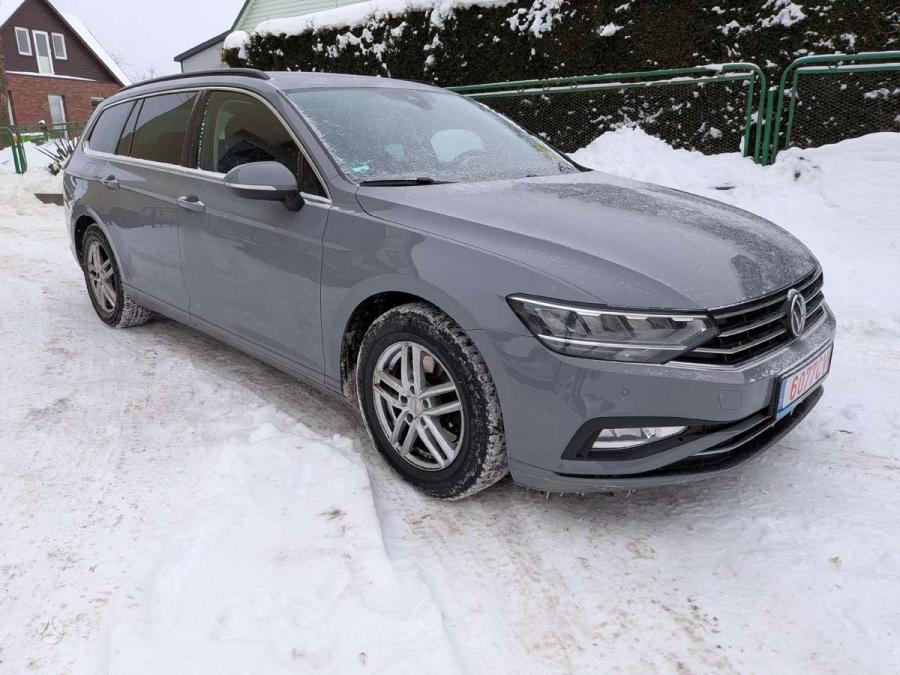 Pelēks Volkswagen Passat 2021 Kelmė, ar dzinēja tilpumu 1.97 L un nobraukumu 99 tūkst. km par 17800 €, foto 2 vietnē AUTOMOTO.COM.LV
