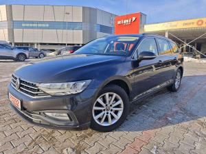 Grey Volkswagen Passat 2021 in Vilnius, with an engine capacity of 1.97 L and mileage of 193 thousand km for 14800 €, photo  on AUTOMOTO.COM.LV