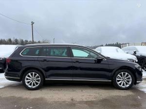 Pelēks Volkswagen Passat 2021 Viļņa, ar dzinēja tilpumu 1.97 L un nobraukumu 129 tūkst. km par 18000 €, foto 5 vietnē AUTOMOTO.COM.LV