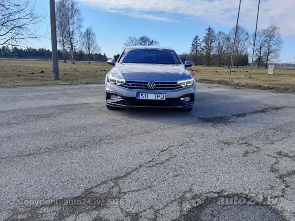 Grey Volkswagen Passat 2021 in Tallinn, with an engine capacity of 2.00 L and mileage of 189 thousand km for 23200 €, photo 2 on AUTOMOTO.COM.LV