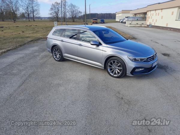 Grey Volkswagen Passat 2021 in Tallinn, with an engine capacity of 2.00 L and mileage of 189 thousand km for 23200 €, photo 3 on AUTOMOTO.COM.LV