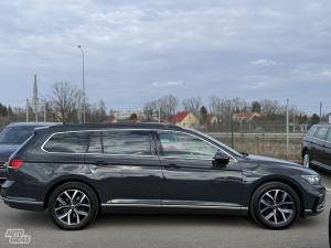 Grey Volkswagen Passat 2021 in Vilnius, with an engine capacity of 1.40 L and mileage of 160 thousand km for 14999 €, photo 6 on AUTOMOTO.COM.LV
