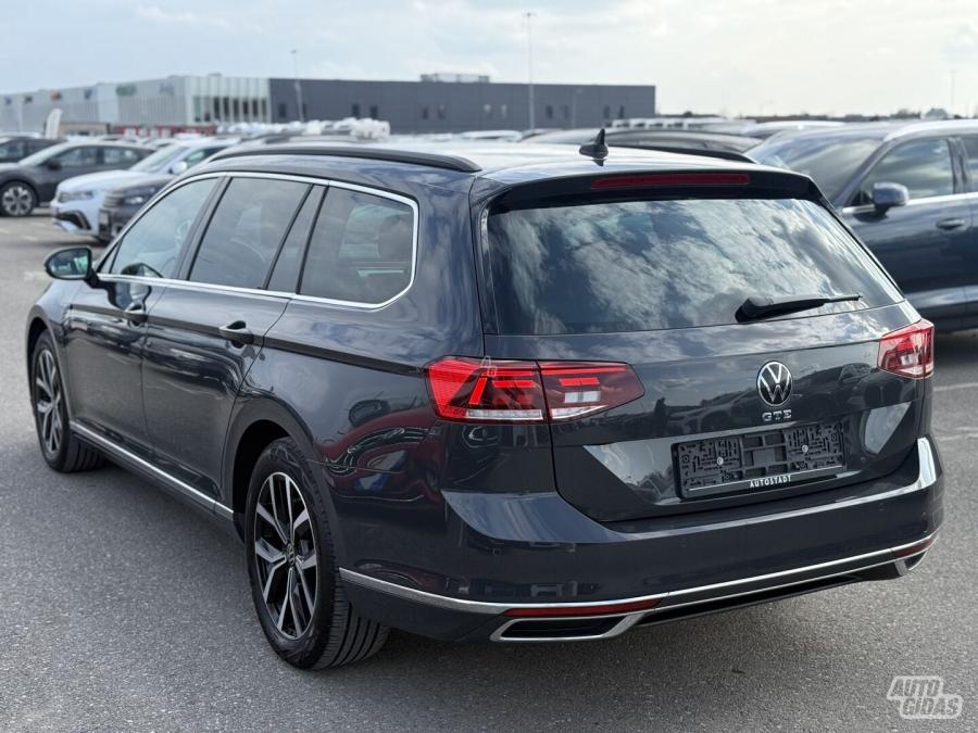 Grey Volkswagen Passat 2021 in Vilnius, with an engine capacity of 1.40 L and mileage of 160 thousand km for 14999 €, photo 8 on AUTOMOTO.COM.LV