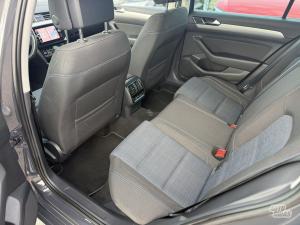 Grey Volkswagen Passat 2021 in Vilnius, with an engine capacity of 1.40 L and mileage of 160 thousand km for 14999 €, photo 12 on AUTOMOTO.COM.LV