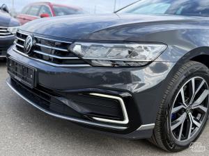 Grey Volkswagen Passat 2021 in Vilnius, with an engine capacity of 1.40 L and mileage of 160 thousand km for 14999 €, photo 18 on AUTOMOTO.COM.LV