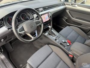 Grey Volkswagen Passat 2021 in Vilnius, with an engine capacity of 1.40 L and mileage of 160 thousand km for 14999 €, photo 21 on AUTOMOTO.COM.LV