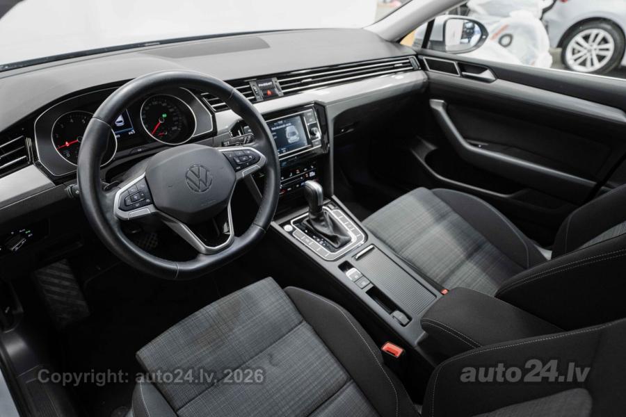 Pelēks Volkswagen Passat 2021 Tallina, ar dzinēja tilpumu 1.50 L un nobraukumu 37 tūkst. km par 22900 €, foto 9 vietnē AUTOMOTO.COM.LV
