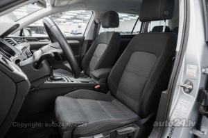 Pelēks Volkswagen Passat 2021 Tallina, ar dzinēja tilpumu 1.50 L un nobraukumu 37 tūkst. km par 22900 €, foto 12 vietnē AUTOMOTO.COM.LV