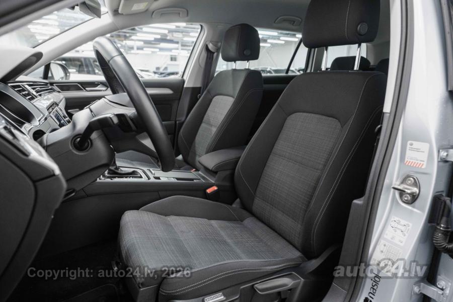 Pelēks Volkswagen Passat 2021 Tallina, ar dzinēja tilpumu 1.50 L un nobraukumu 37 tūkst. km par 22900 €, foto 12 vietnē AUTOMOTO.COM.LV