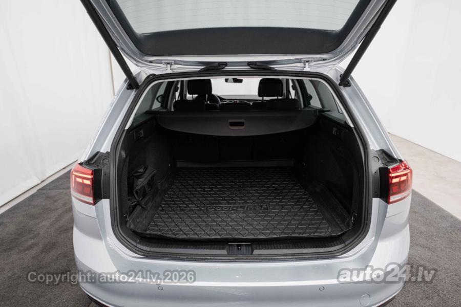 Pelēks Volkswagen Passat 2021 Tallina, ar dzinēja tilpumu 1.50 L un nobraukumu 37 tūkst. km par 22900 €, foto 16 vietnē AUTOMOTO.COM.LV