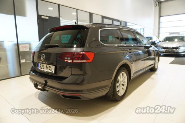 Pelēks Volkswagen Passat 2021 Tallina, ar dzinēja tilpumu 1.50 L un nobraukumu 114 tūkst. km par 18300 €, foto 3 vietnē AUTOMOTO.COM.LV