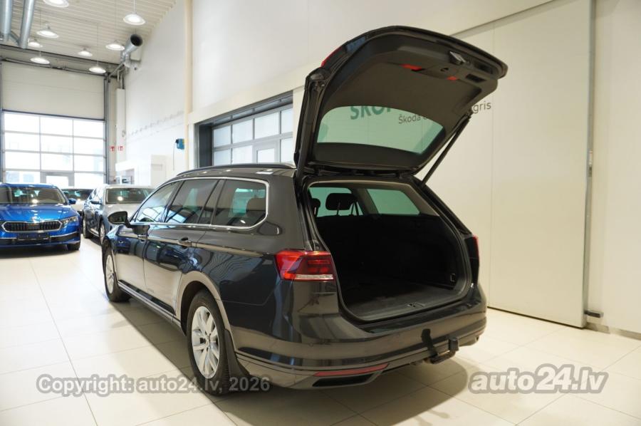 Pelēks Volkswagen Passat 2021 Tallina, ar dzinēja tilpumu 1.50 L un nobraukumu 114 tūkst. km par 18300 €, foto 7 vietnē AUTOMOTO.COM.LV