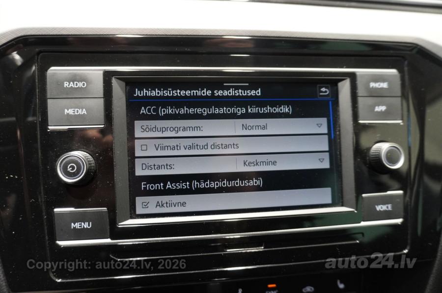 Pelēks Volkswagen Passat 2021 Tallina, ar dzinēja tilpumu 1.50 L un nobraukumu 114 tūkst. km par 18300 €, foto 19 vietnē AUTOMOTO.COM.LV