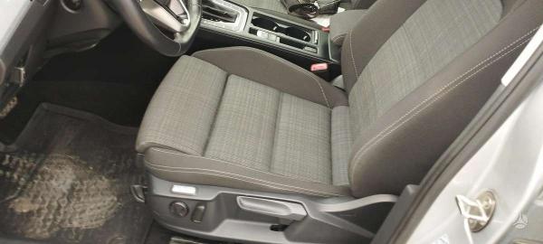 Grey Volkswagen Passat 2021 in Silute, with an engine capacity of 1.97 L and mileage of 100 thousand km for 12900 €, photo 10 on AUTOMOTO.COM.LV