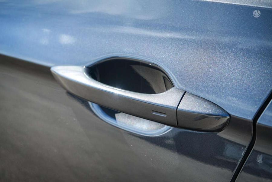 Pelēks Volkswagen Passat 2021 Marijampole, ar dzinēja tilpumu 1.97 L un nobraukumu 196 tūkst. km par 14950 €, foto 8 vietnē AUTOMOTO.COM.LV