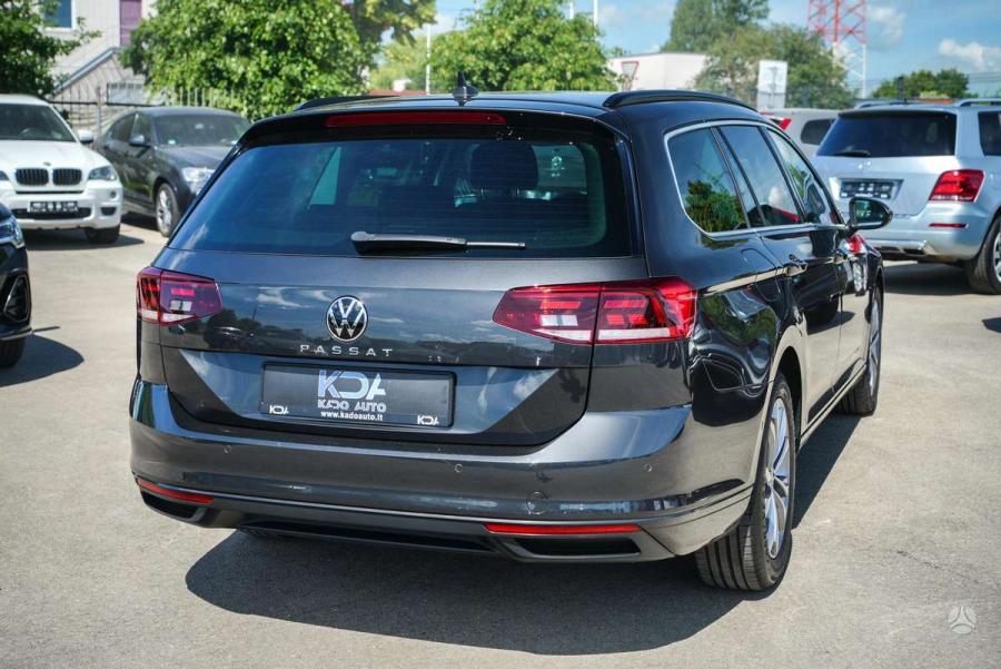Pelēks Volkswagen Passat 2021 Marijampole, ar dzinēja tilpumu 1.97 L un nobraukumu 196 tūkst. km par 14950 €, foto 12 vietnē AUTOMOTO.COM.LV