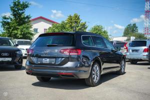 Pelēks Volkswagen Passat 2021 Marijampole, ar dzinēja tilpumu 1.97 L un nobraukumu 196 tūkst. km par 14950 €, foto 13 vietnē AUTOMOTO.COM.LV