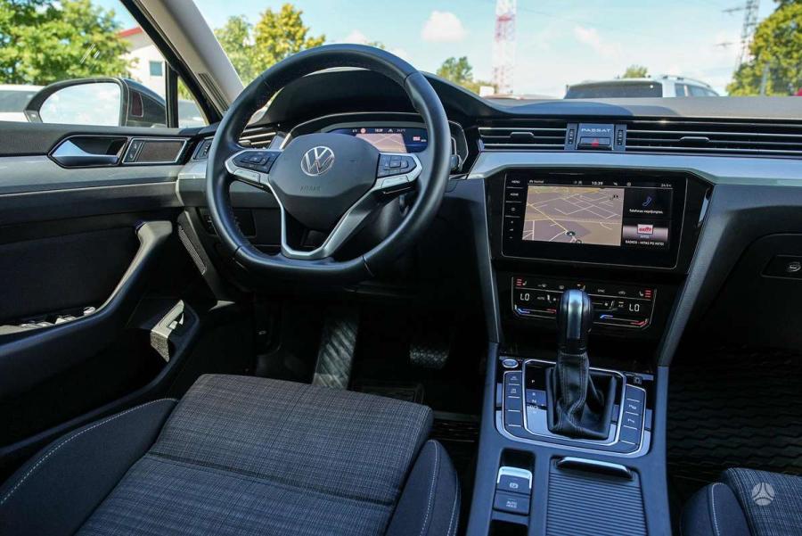 Pelēks Volkswagen Passat 2021 Marijampole, ar dzinēja tilpumu 1.97 L un nobraukumu 196 tūkst. km par 14950 €, foto 18 vietnē AUTOMOTO.COM.LV