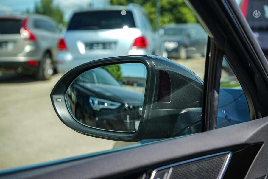 Pelēks Volkswagen Passat 2021 Marijampole, ar dzinēja tilpumu 1.97 L un nobraukumu 196 tūkst. km par 14950 €, foto 32 vietnē AUTOMOTO.COM.LV