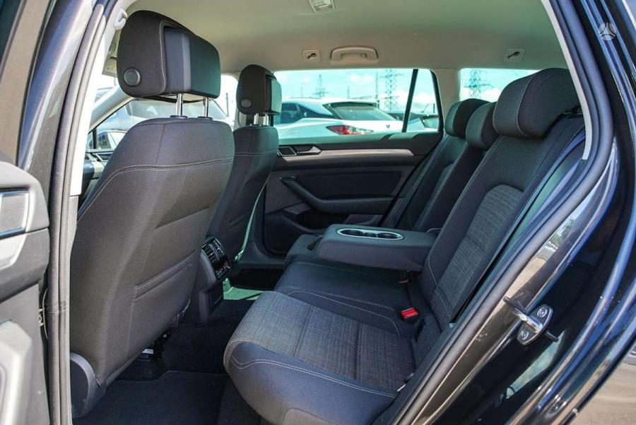 Pelēks Volkswagen Passat 2021 Marijampole, ar dzinēja tilpumu 1.97 L un nobraukumu 196 tūkst. km par 14950 €, foto 34 vietnē AUTOMOTO.COM.LV