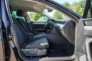 Pelēks Volkswagen Passat 2021 Marijampole, ar dzinēja tilpumu 1.97 L un nobraukumu 196 tūkst. km par 14950 €, foto 39 vietnē AUTOMOTO.COM.LV