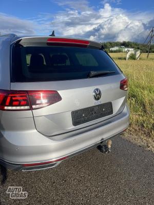 Grey Volkswagen Passat 2021 in Trakai, with an engine capacity of 1.40 L and mileage of 205 thousand km for 13200 €, photo 9 on AUTOMOTO.COM.LV