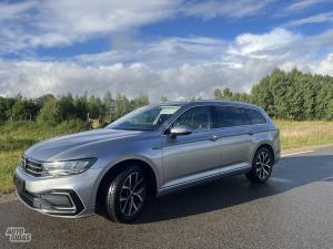 Grey Volkswagen Passat 2021 in Trakai, with an engine capacity of 1.40 L and mileage of 205 thousand km for 13200 €, photo 11 on AUTOMOTO.COM.LV