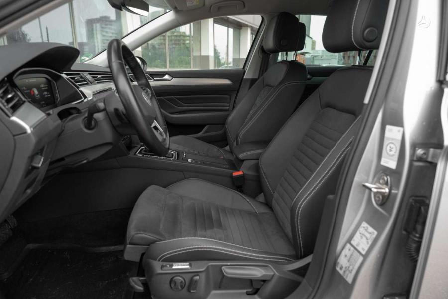 Grey Volkswagen Passat 2021 in Vilnius, with an engine capacity of 1.40 L and mileage of 174 thousand km for 17700 €, photo 15 on AUTOMOTO.COM.LV