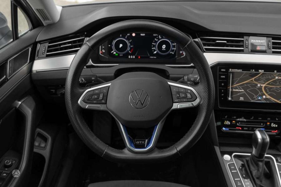 Grey Volkswagen Passat 2021 in Vilnius, with an engine capacity of 1.40 L and mileage of 174 thousand km for 17700 €, photo 21 on AUTOMOTO.COM.LV