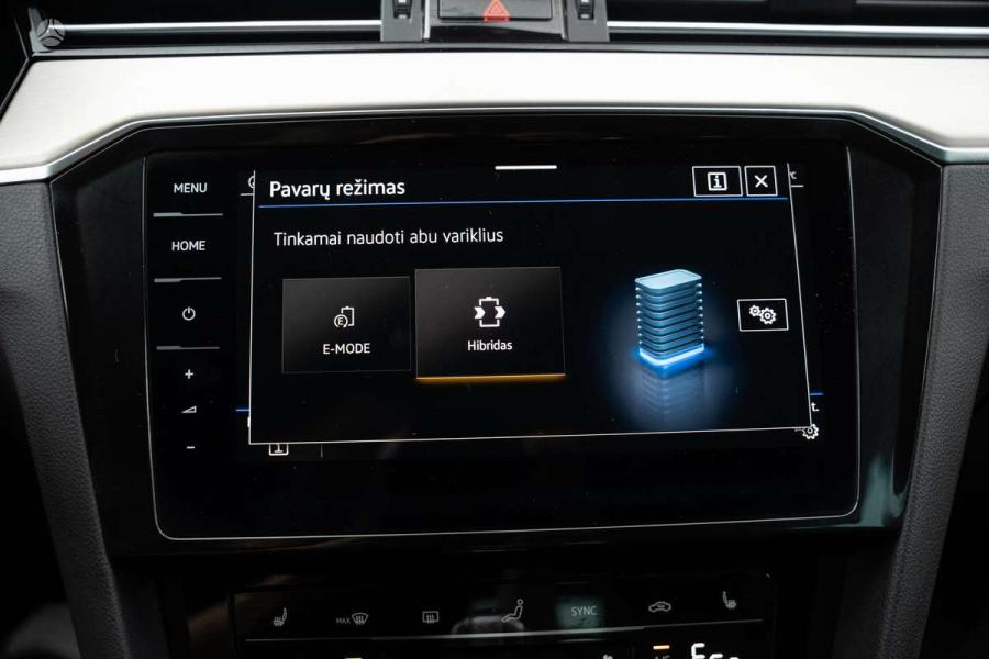 Grey Volkswagen Passat 2021 in Vilnius, with an engine capacity of 1.40 L and mileage of 174 thousand km for 17700 €, photo 31 on AUTOMOTO.COM.LV