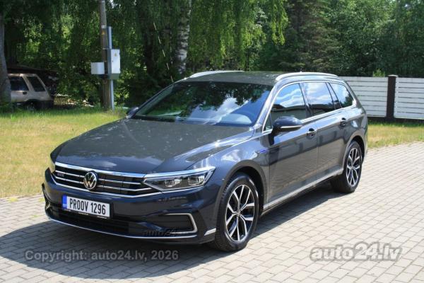 Grey Volkswagen Passat 2021 in Tallinn, with an engine capacity of 1.40 L and mileage of 106 thousand km for 20490 €, photo 1 on AUTOMOTO.COM.LV
