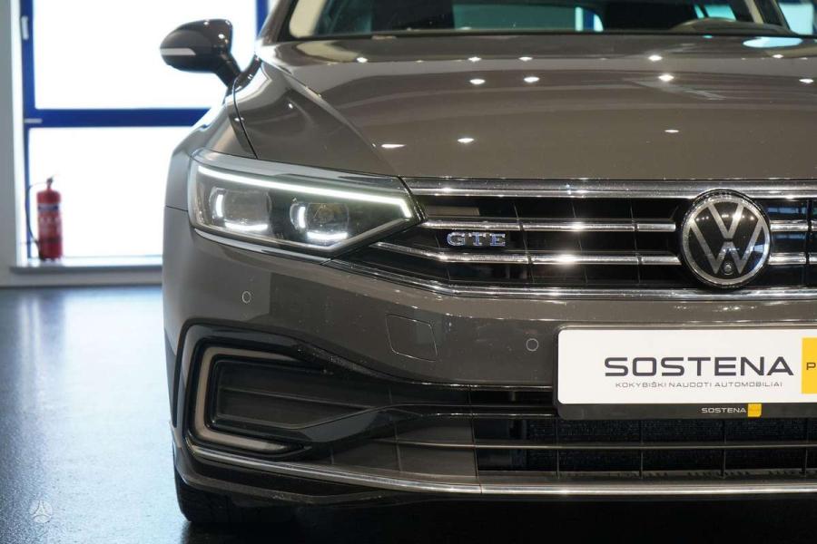 Pelēks Volkswagen Passat 2021 Viļņa, ar dzinēja tilpumu 1.40 L un nobraukumu 138 tūkst. km par 19600 €, foto 6 vietnē AUTOMOTO.COM.LV