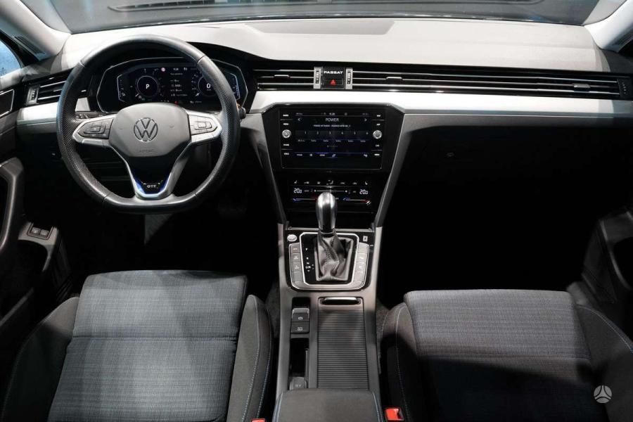 Pelēks Volkswagen Passat 2021 Viļņa, ar dzinēja tilpumu 1.40 L un nobraukumu 138 tūkst. km par 19600 €, foto 10 vietnē AUTOMOTO.COM.LV