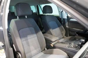 Pelēks Volkswagen Passat 2021 Viļņa, ar dzinēja tilpumu 1.40 L un nobraukumu 138 tūkst. km par 19600 €, foto 12 vietnē AUTOMOTO.COM.LV