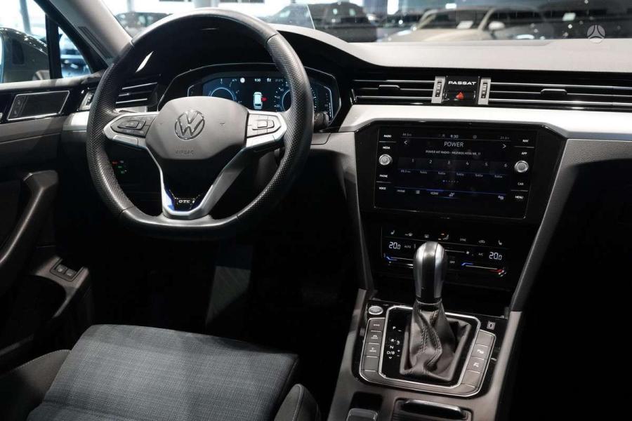 Pelēks Volkswagen Passat 2021 Viļņa, ar dzinēja tilpumu 1.40 L un nobraukumu 138 tūkst. km par 19600 €, foto 18 vietnē AUTOMOTO.COM.LV