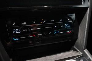 Pelēks Volkswagen Passat 2021 Viļņa, ar dzinēja tilpumu 1.40 L un nobraukumu 138 tūkst. km par 19600 €, foto 25 vietnē AUTOMOTO.COM.LV